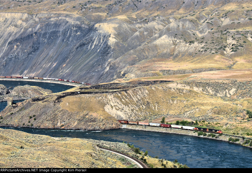 CN 2834 EB CN Ashcroft Sub through Black Canyon"